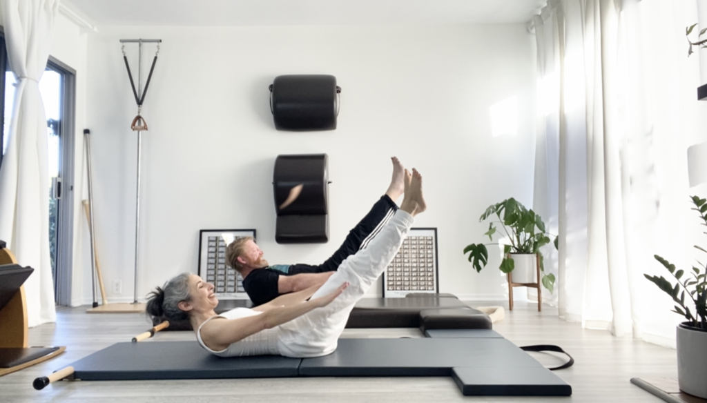 Mini-Mat Workout With My Valentine - Pilates Andrea